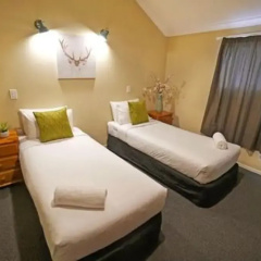 Anglesea Motel and Conference Centre in Hamilton, New Zealand from 136 ...