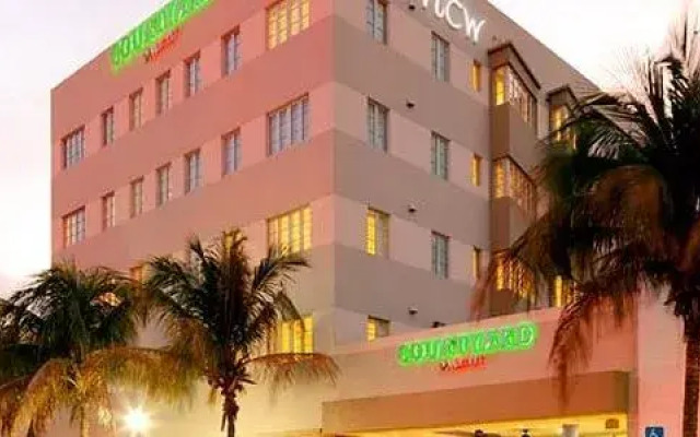 Courtyard by Marriott Miami Beach-South Beach in Miami Beach, United ...