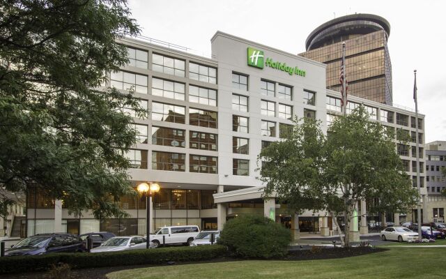 Отель Holiday Inn Rochester Downtown, an IHG Hotel 3* США, Рочестер ...