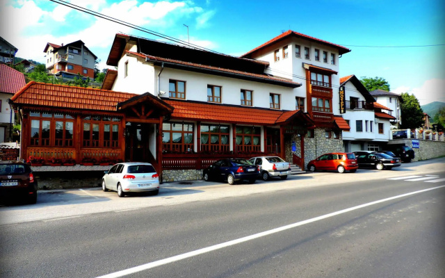 Отель Kulin Dvor 3* Босния и Герцеговина, Пале - отзывы, цены и фото ...