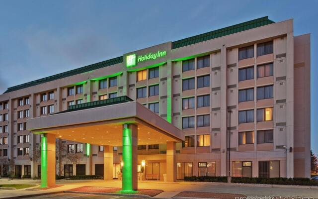 Holiday Inn Express & Suites Mississauga-Toronto Southwest, an IHG ...