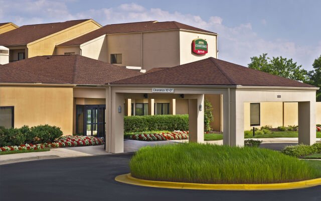 Courtyard by Marriott Silver Spring North/White Oak in Calverton ...