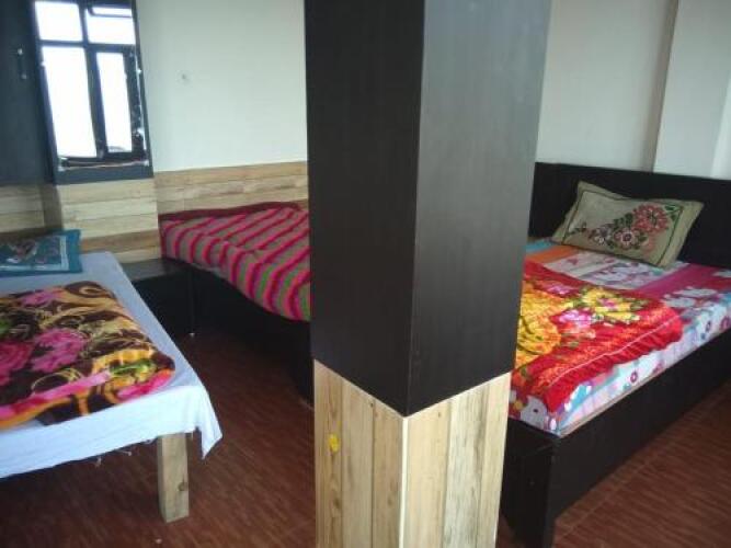 Hotel Himalaya Darshan Berinag - Almora