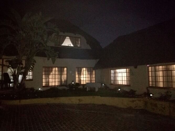 All Over Africa Guest House - Edenvale