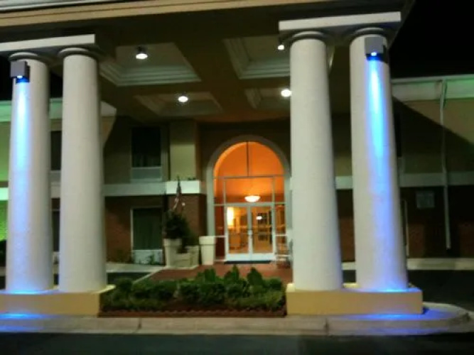 Holiday Inn Exp Stes Decatur - Decatur, TX
